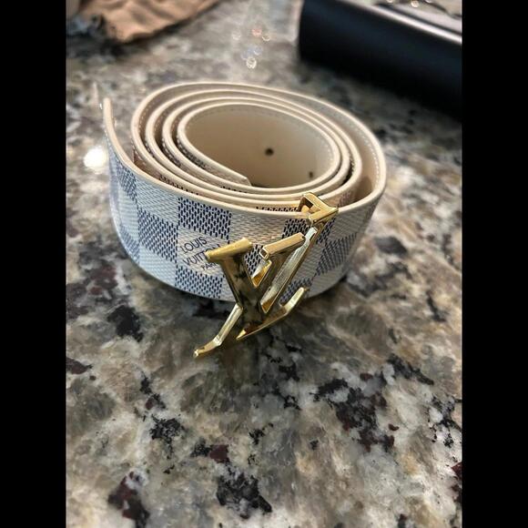 Louis Vuitton | Accessories | Louis Vuitton Lv Belt Buckle 0 Authentic ...